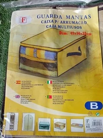 Kuti organizuese për mbrojtje dhe mbajtje të rrobave | foleja