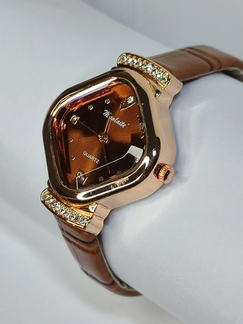 Orë dore për femra LD21B, kafe | foleja