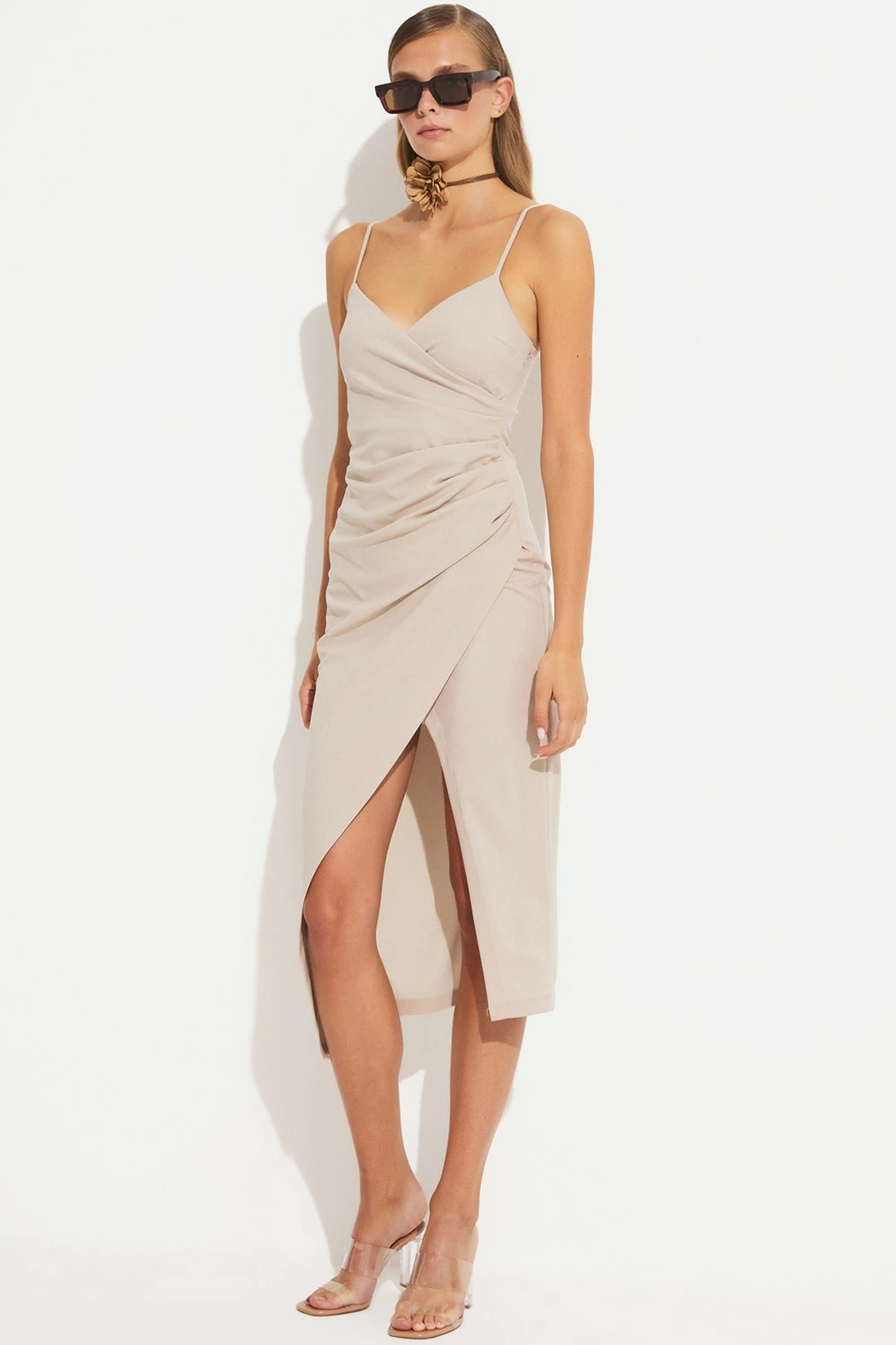 Fustan klasik për femra June, bezhë | 36 | YLL-200002945.1