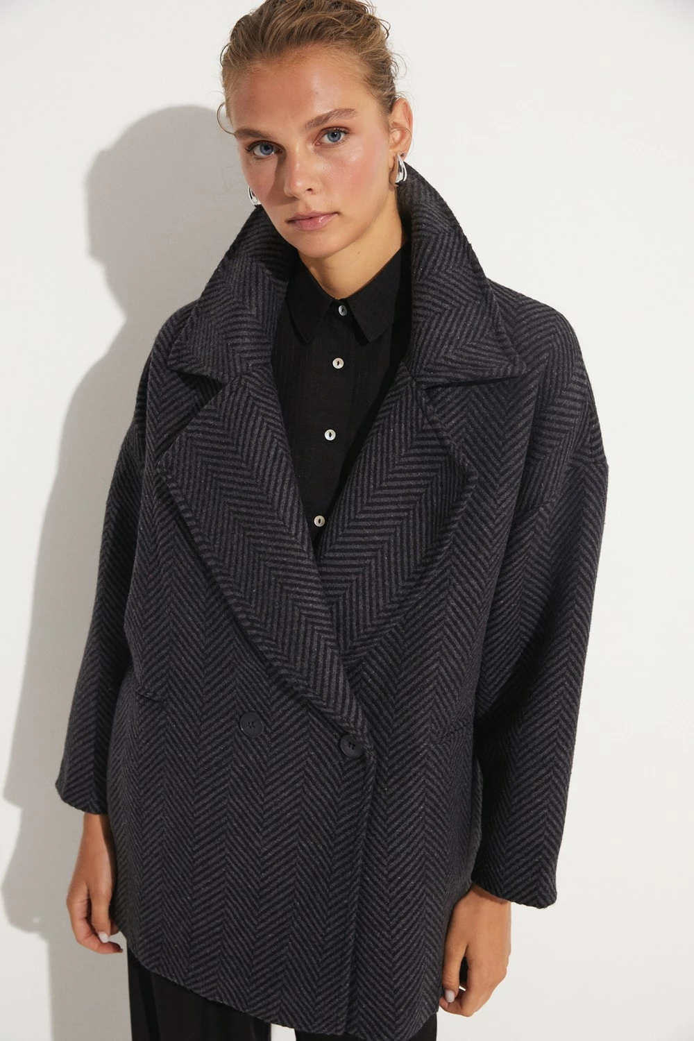 Pallto për femra June, e zezë | foleja